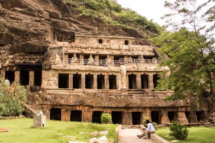 Places to Visit in Vijayawada, 6 Popular Tourist Attractions in Vijayawada