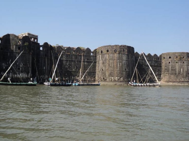 11 Forts in Mumbai | A Complete List of Forts Near Mumbai To Visit ...