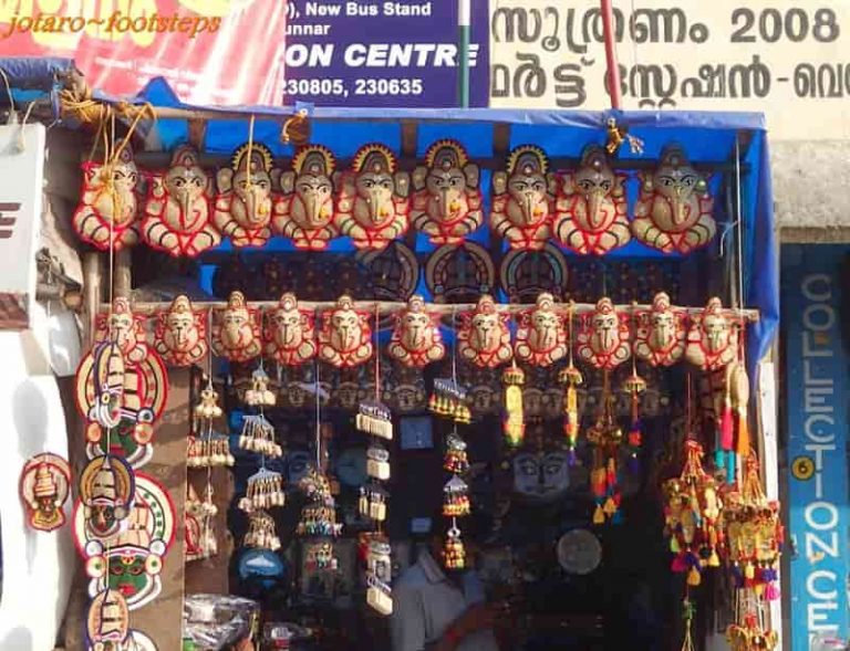 12 Shopping Places in Munnar, Places to Shop in Munnar