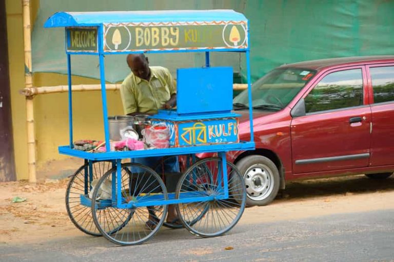 10 Amazing Street Foods To Eat In Rishikesh And Where To Eat Them