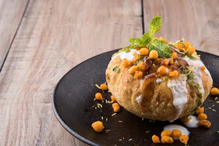 25 Incredible Street Food in Delhi: Your Ultimate Foodie Guide!