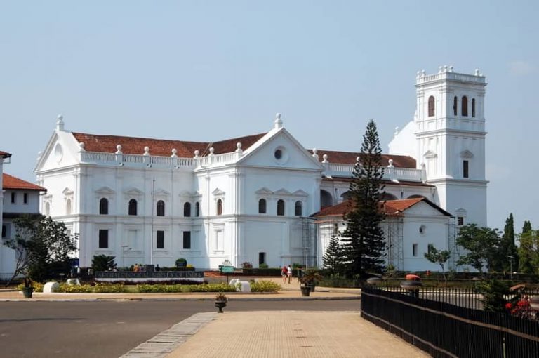 21 Famous Churches in Goa | Churches in North & South Goa | Treebo Blogs