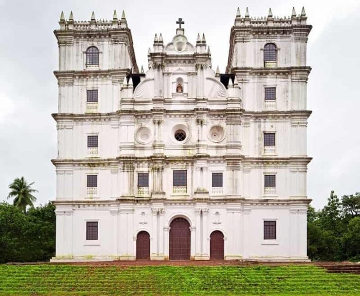 21 Famous Churches in Goa | Churches in North & South Goa | Treebo Blogs