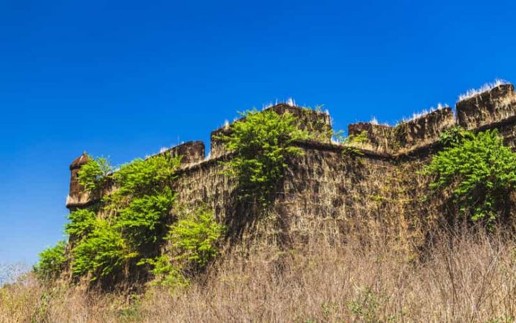 11 Forts in Goa | Famous Forts in North & South Goa - Treebo Blogs