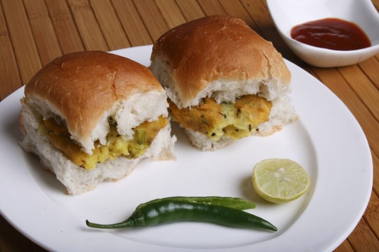 12 Best Street Foods in Nashik, Famous Street Food Places in Nashik ...
