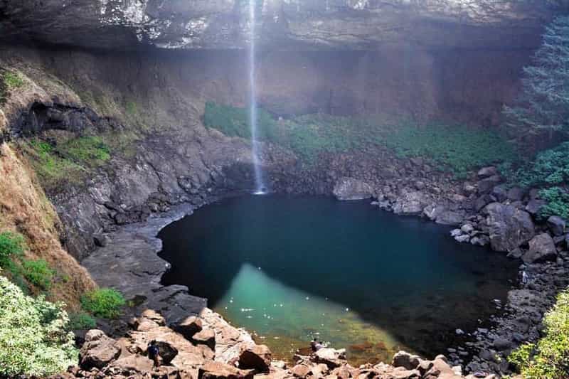 Devkund Waterfall, Devkund Waterfall Trek
