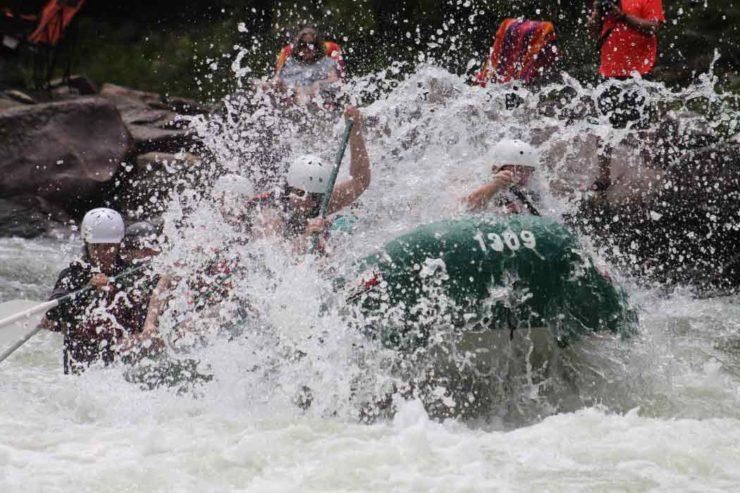 Top 10 exciting destinations to go for River Rafting in India