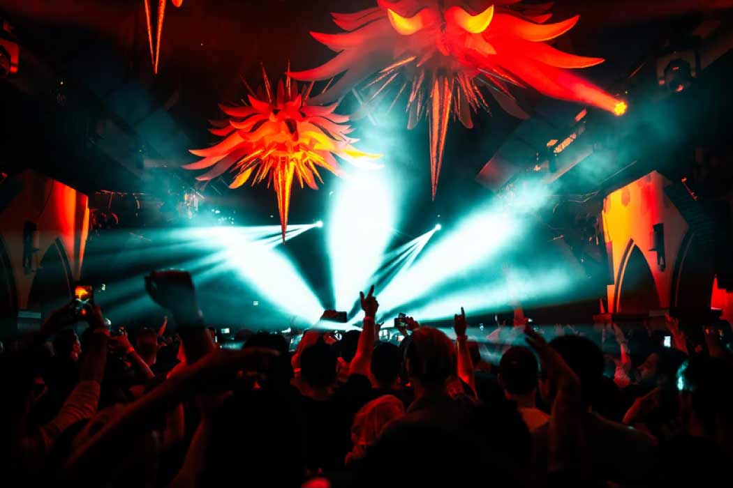 Places to Visit in Goa at Night | 10 Things to do in Goa at Night - Goa
