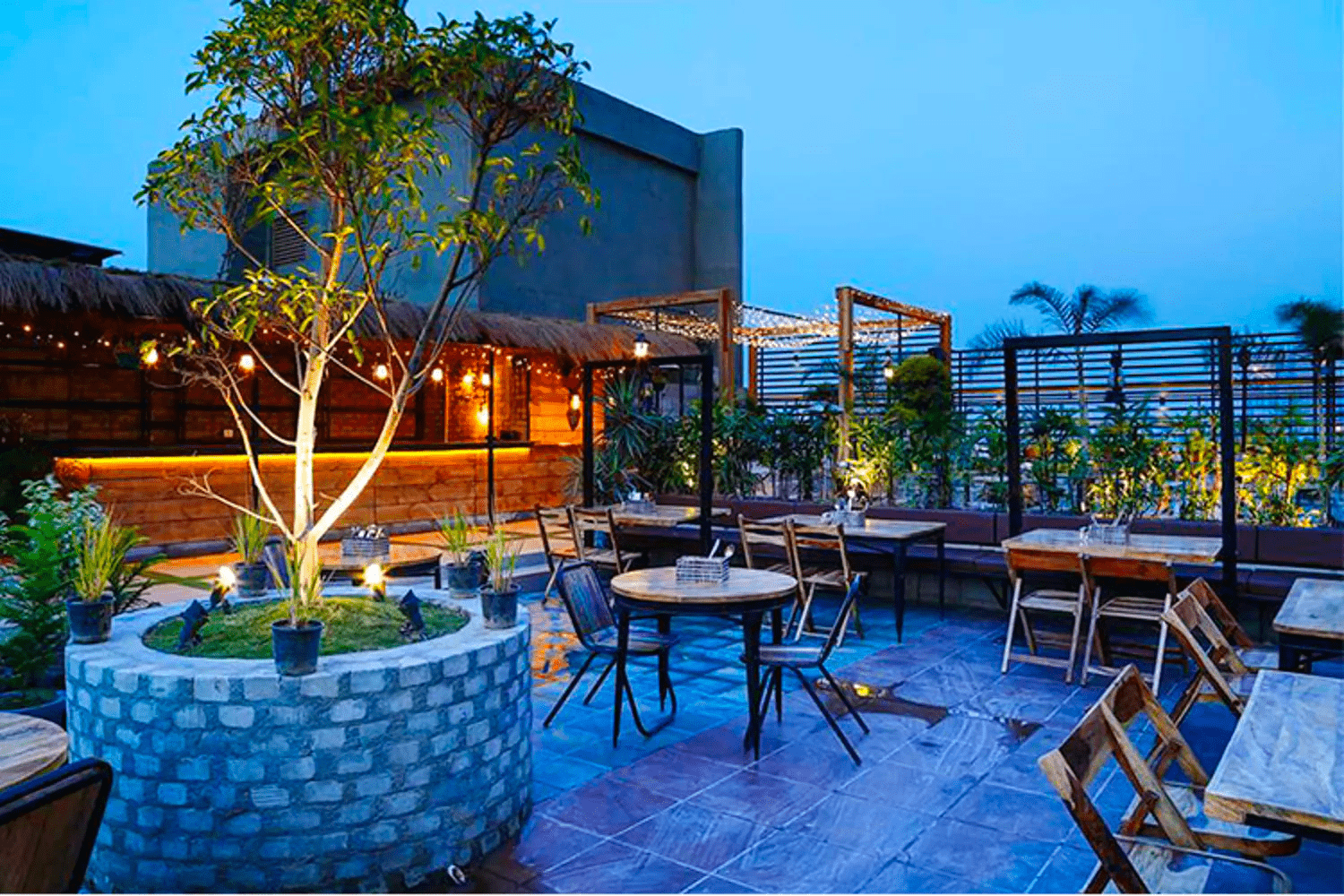 10 Best Restaurants In Noida- Experience The Magic Of Flavors