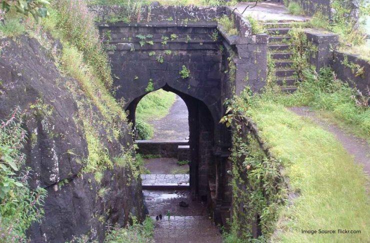 You Probably Haven't Heard Of These Top 11 Places To Visit In Satara!