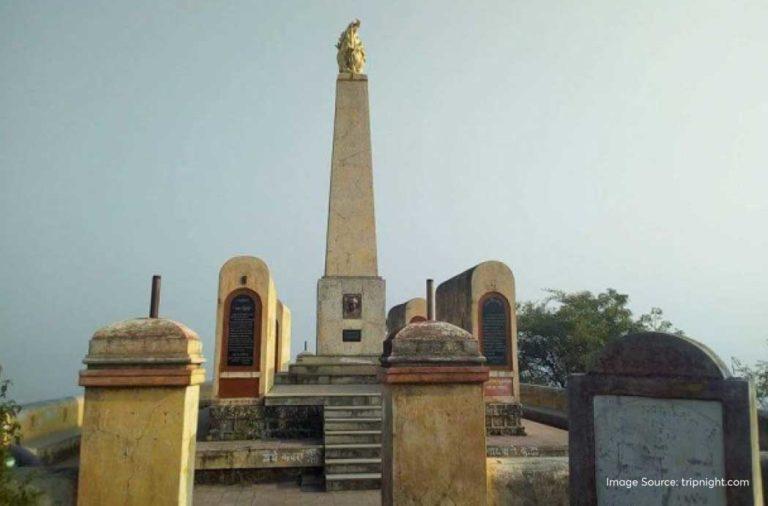 You Probably Haven't Heard Of These Top 11 Places To Visit In Satara!