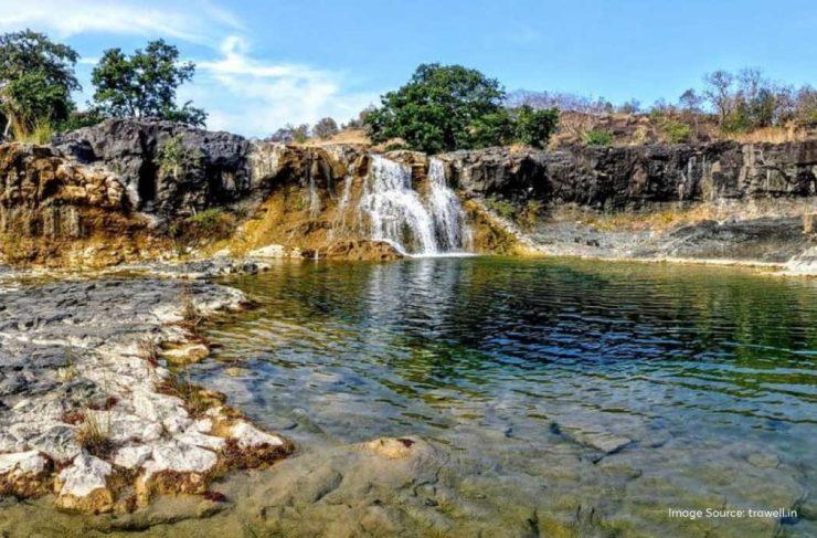 10 Waterfalls Near Indore - Hit Refresh In These Amazing Spots