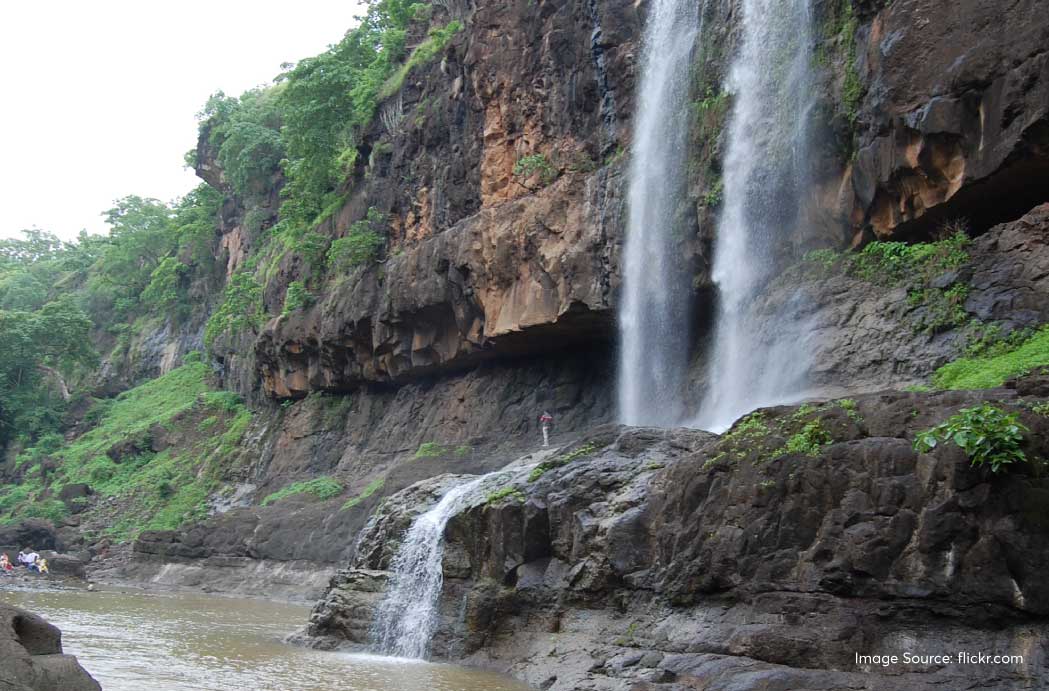 10 Waterfalls Near Indore - Hit Refresh In These Amazing Spots