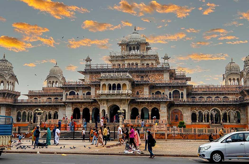 A Feast For The Senses: Jaipur Itinerary With Food, Sites & More