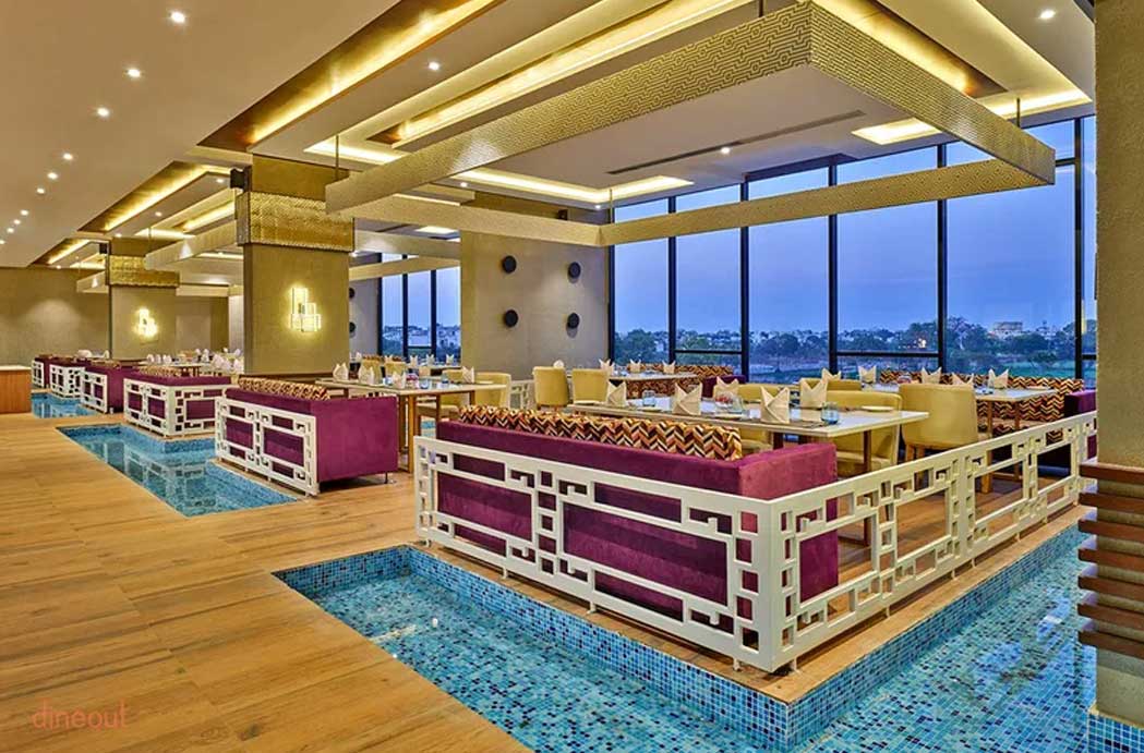 Restaurants in Indore- 12 Places To Give Your Taste Buds A Magical Tour