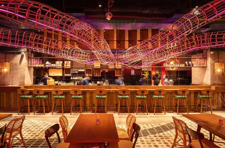 Restaurants in Indore- 12 Places To Give Your Taste Buds A Magical Tour