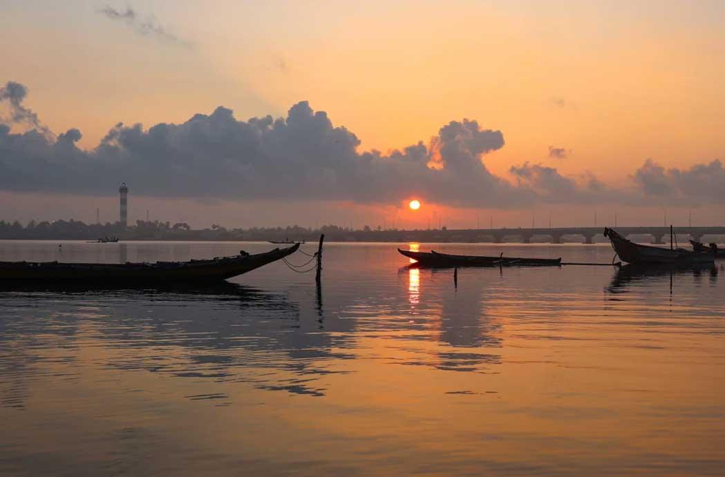 10 Most Spectacular Lakes In India To Explore Now! - Treebo Blog