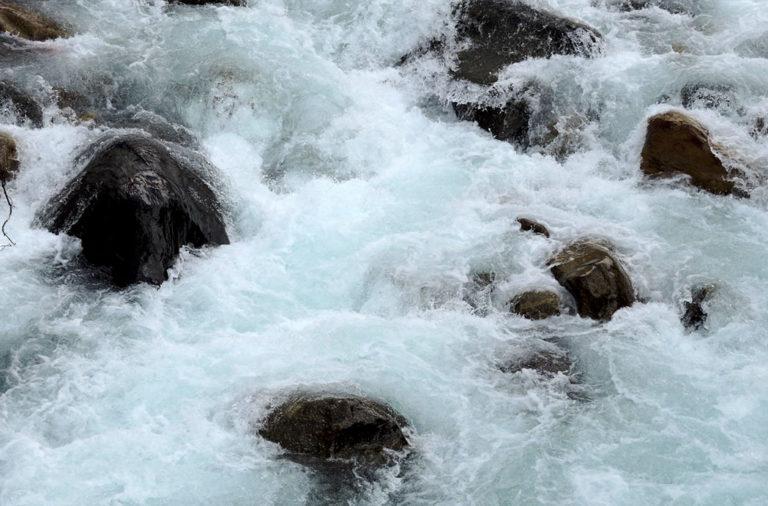 Natural Thermal Marvels: 15 Must-Visit Therapeutic Hot Springs in India