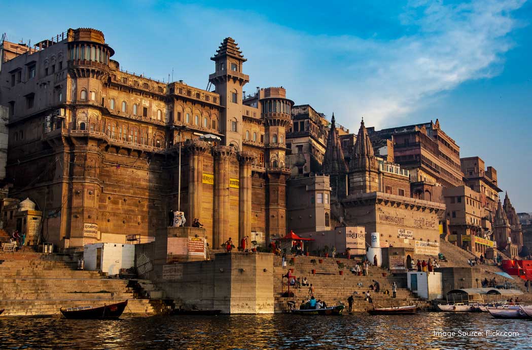 Heritage Walks: Exploring the Legacy of the Country's Past - Treebo Blog