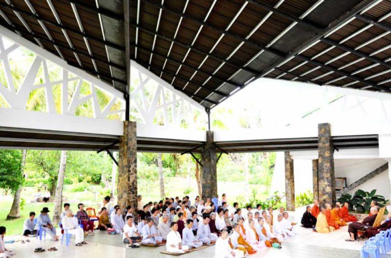 Vipassana Meditation Center: 15 Best for Awakening the Mind and Healing ...