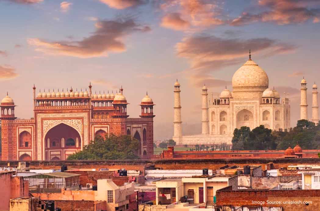 Taj Mahotsav: A Cultural Fiesta At the Mesmerising Symbol of Love