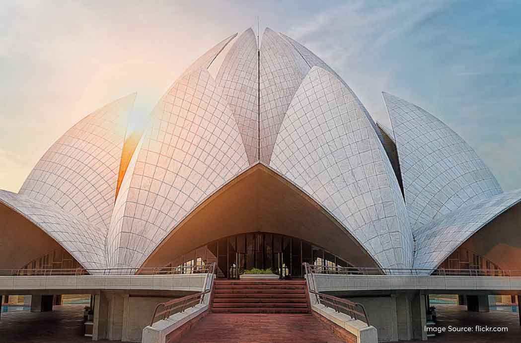 Lotus Temple, Delhi: History, Architecture, Location and Facts
