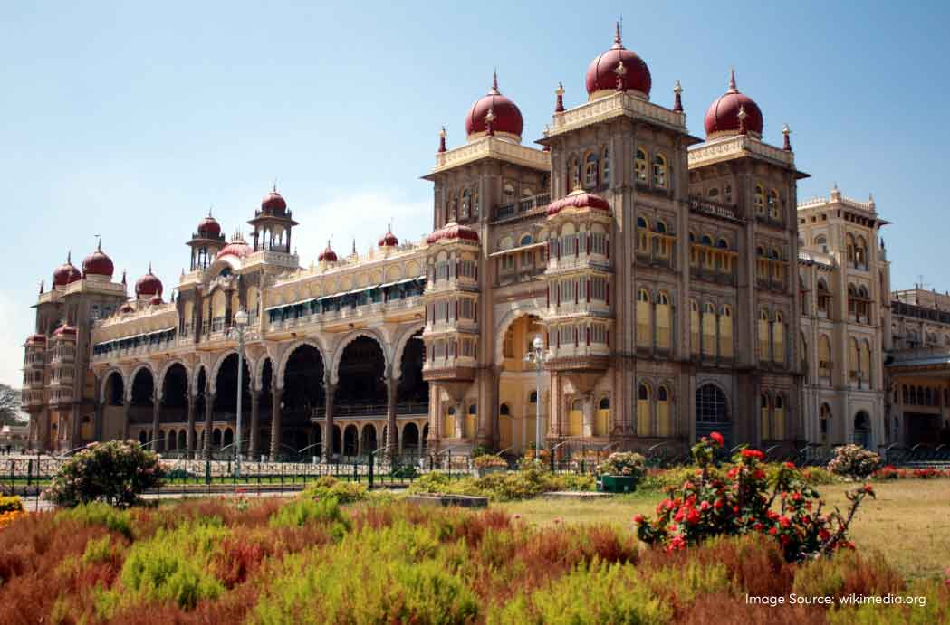 Mysore Palace: An Authentic Sneak Peak of the Wodeyar Dynasty