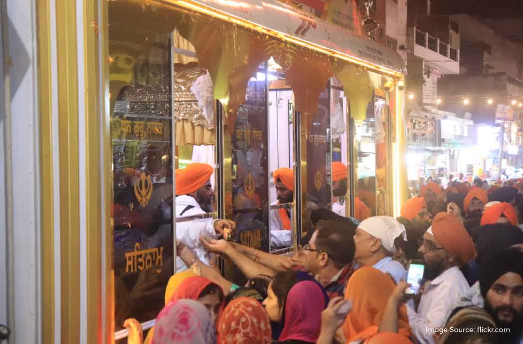 Prakash Purab: Reminiscing The Remarkable Legacy of the 10 Sikh Gurus