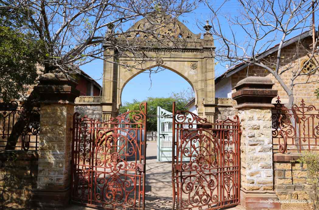 11 Places to Visit in Mandvi: Beachy Treasures to Opulent Experiences