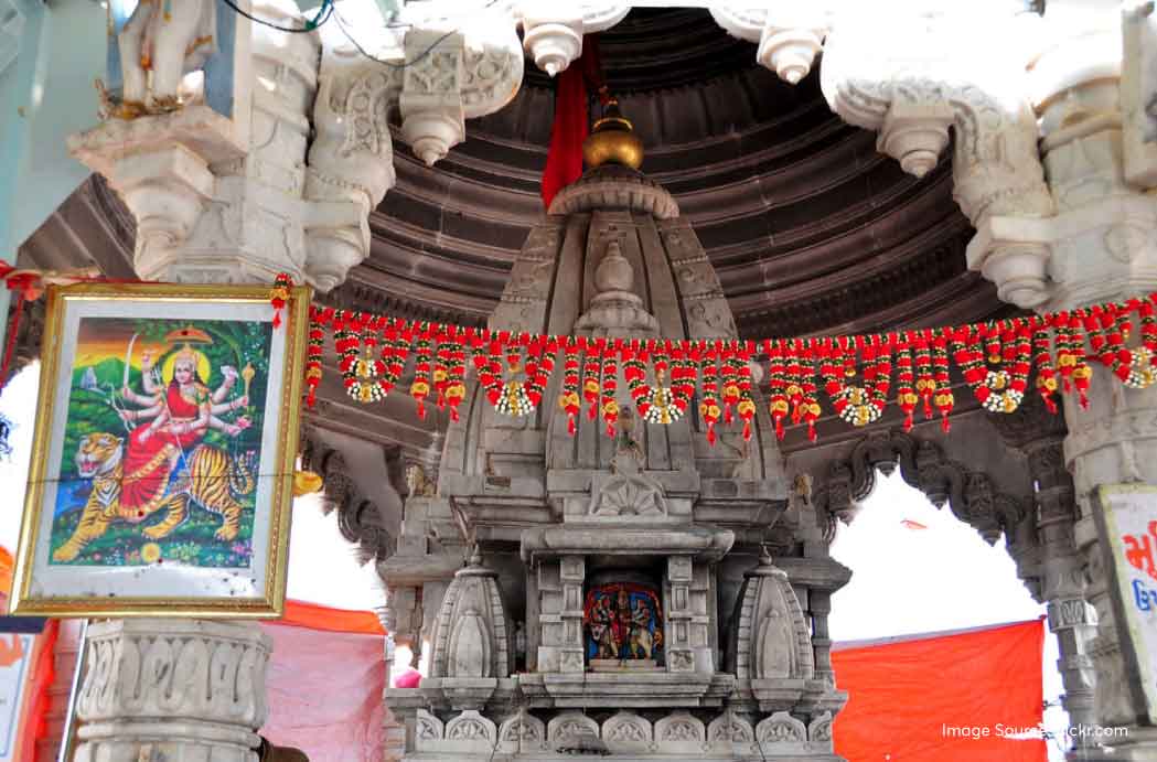 Ambaji Temple: A Pilgrim's Guide Amdist the Majestic Aravallis