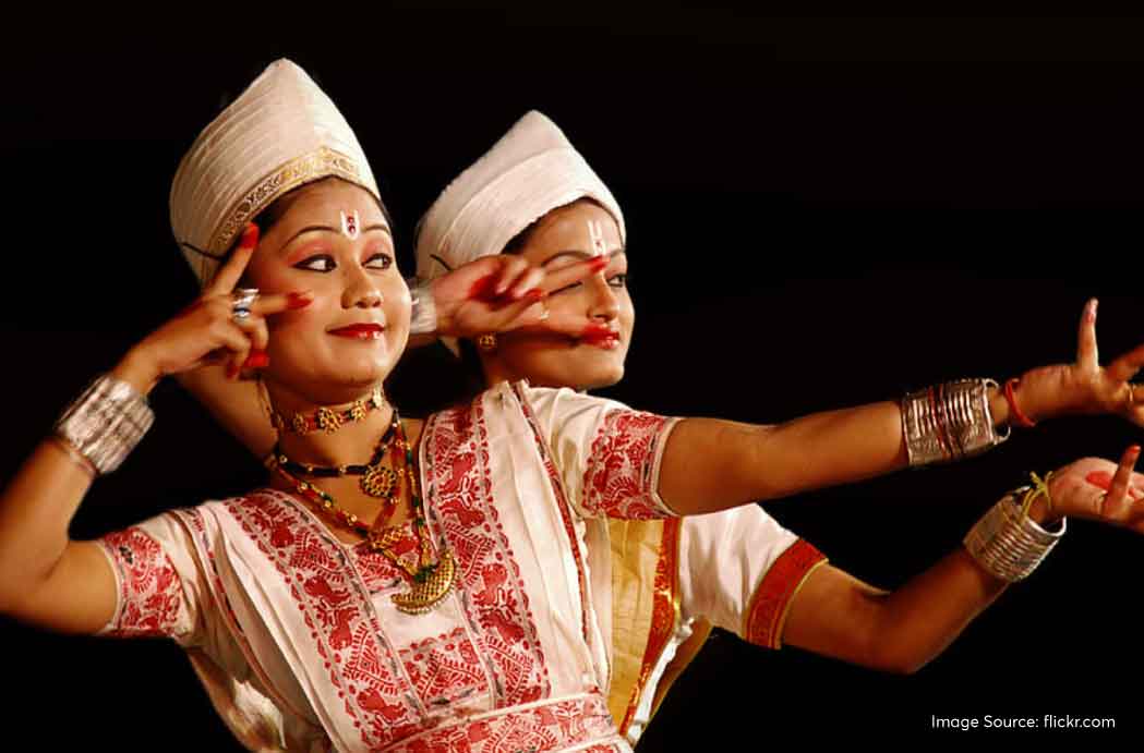 Indian Dance Forms: Tracing the Path of Artistic Magnificence