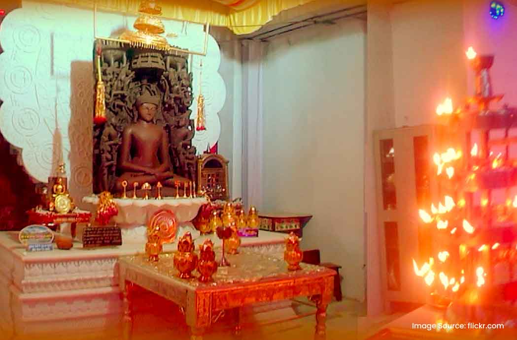 Jain Temples in India: Mysterious Lands of the Tirthankaras
