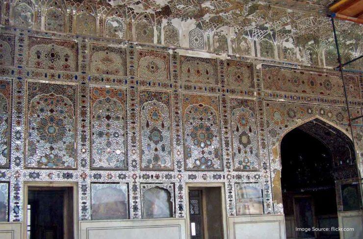 Forts in Agra: Witnessing the Long-Lost Glory of the Mughals